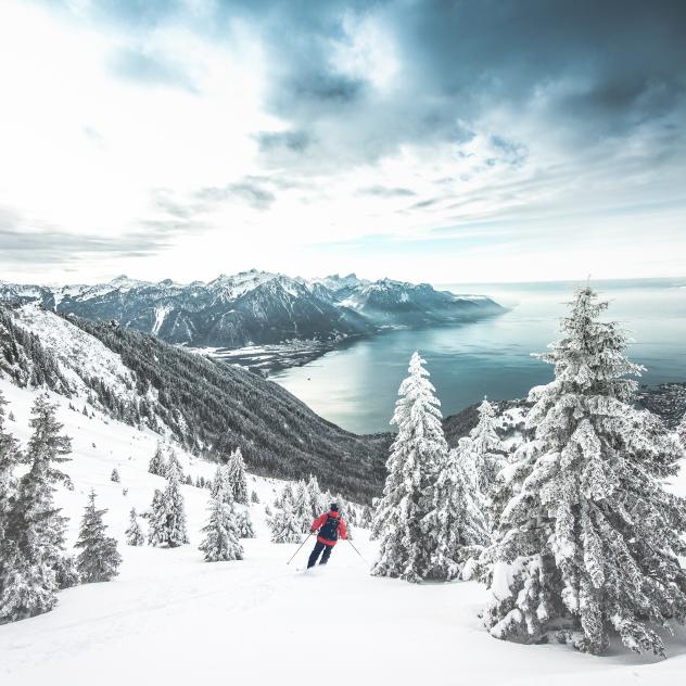 Winter magic at Montreux Riviera | myvaud