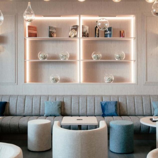 45 Bar - Montreux Riviera