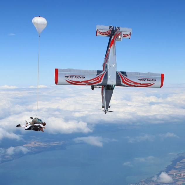 Flying Devil - Montreux Riviera