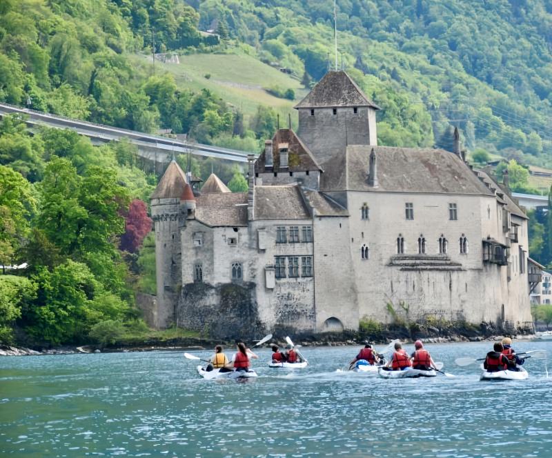 Chillon Castle by Kayak - Montreux Riviera