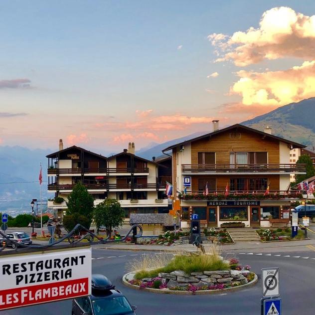 Restaurant Les Flambeaux | Nendaz Switzerland