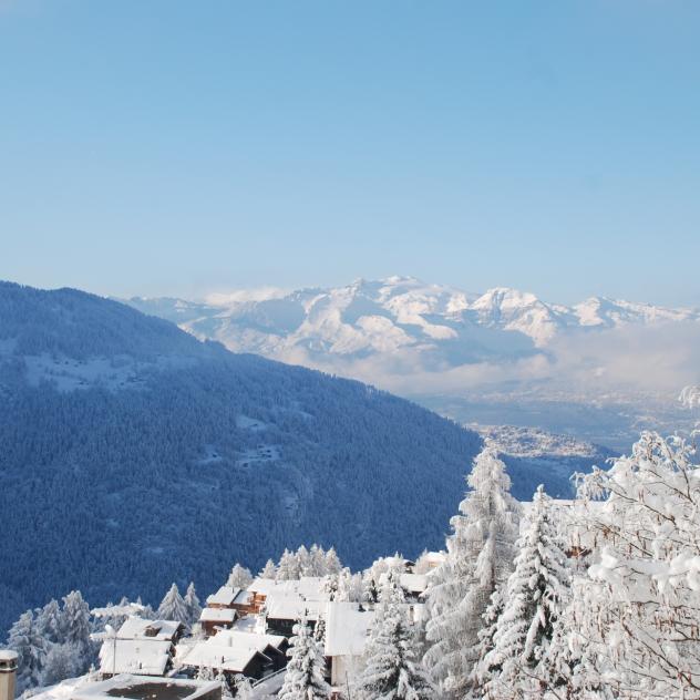 Pushchair-friendly walk in St-Luc/Old village loop | Val d’Anniviers ...