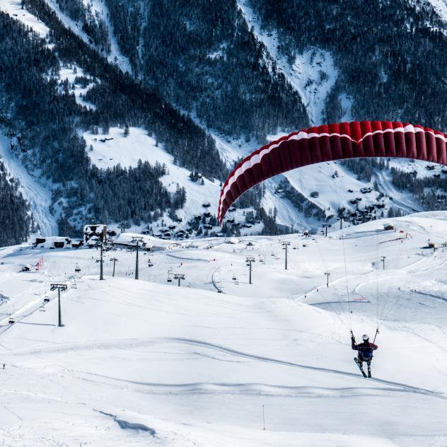 Paragliding in Sorebois | Val d’Anniviers Tourism – Valais Switzerland