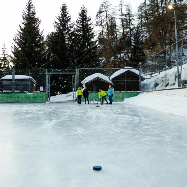 St-Luc Natural Ice Skating Rink | Val d’Anniviers Tourism – Valais ...