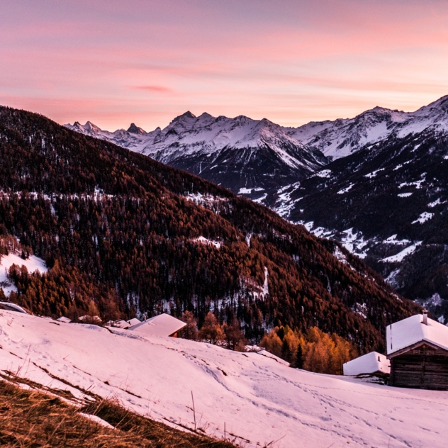 Snowshoe tour at sunset and raclette | Val d’Anniviers Tourism – Valais ...